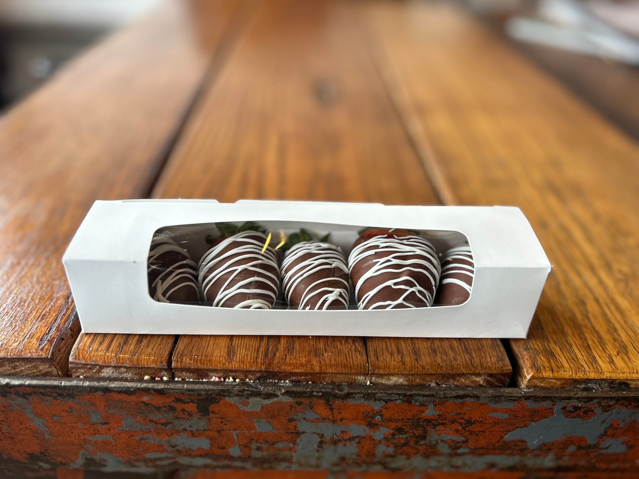 Chocolate Covered Strawberries | Joe Sippers Cafe